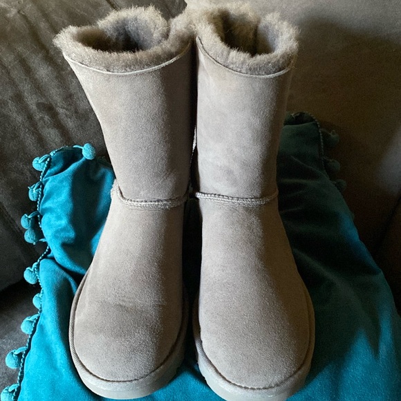 UGG | Shoes | Ugg Bailey Bow Ii Grey New | Poshmark